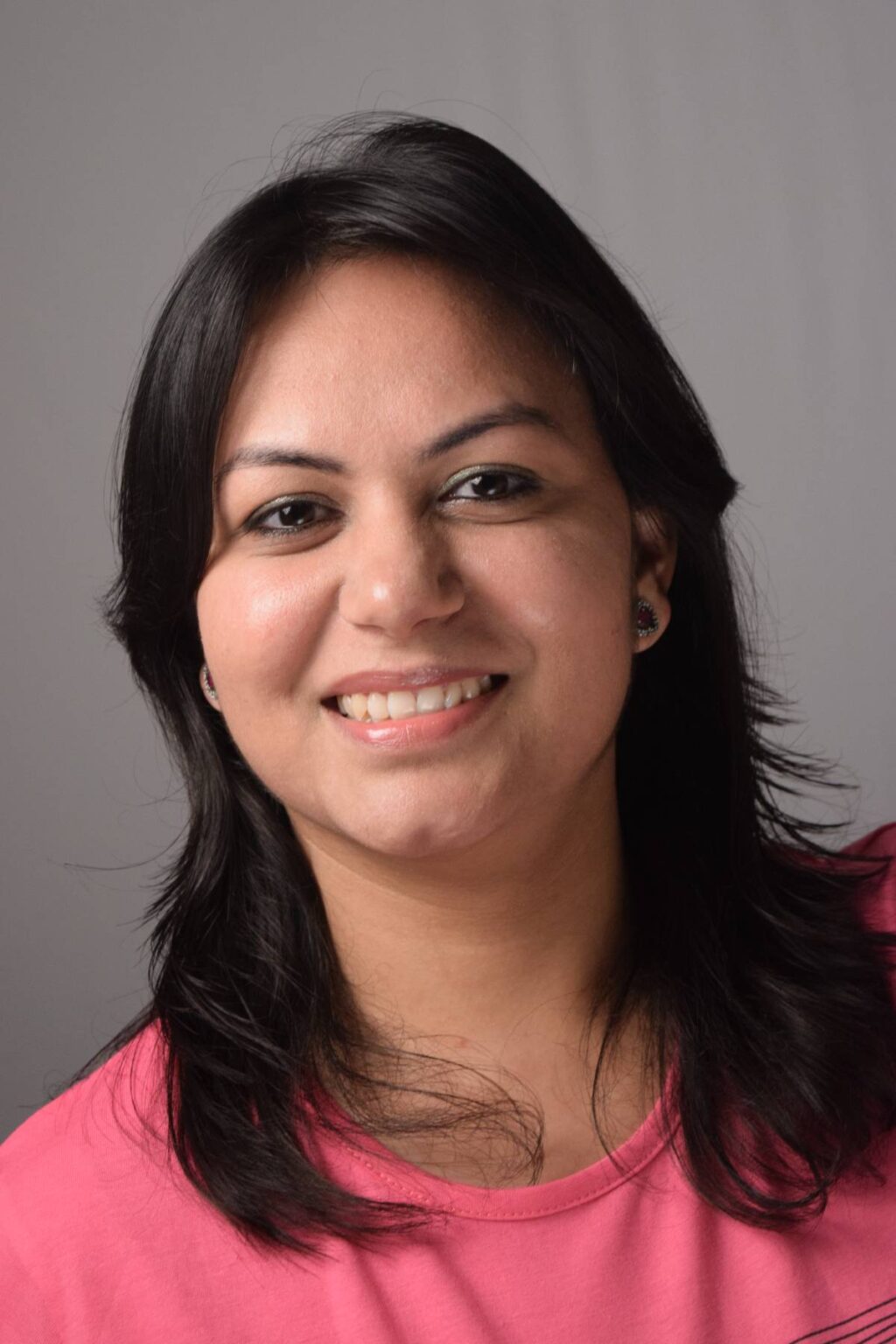 20 Unedited Portraits to Practice Photoshop Editing - Creative Pad Media