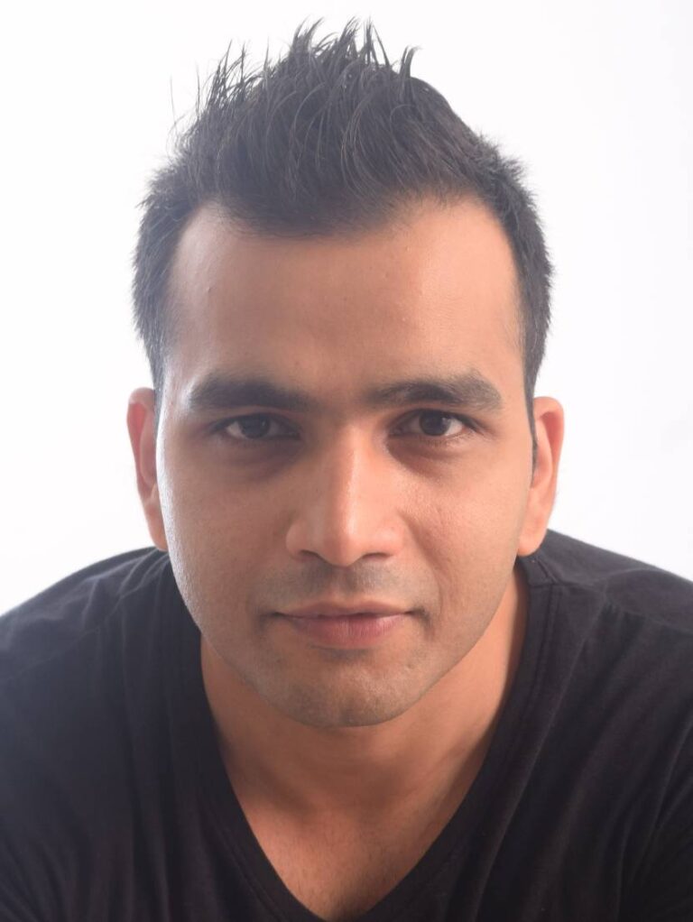 20 Unedited Portraits to Practice Photoshop Editing - Creative Pad Media